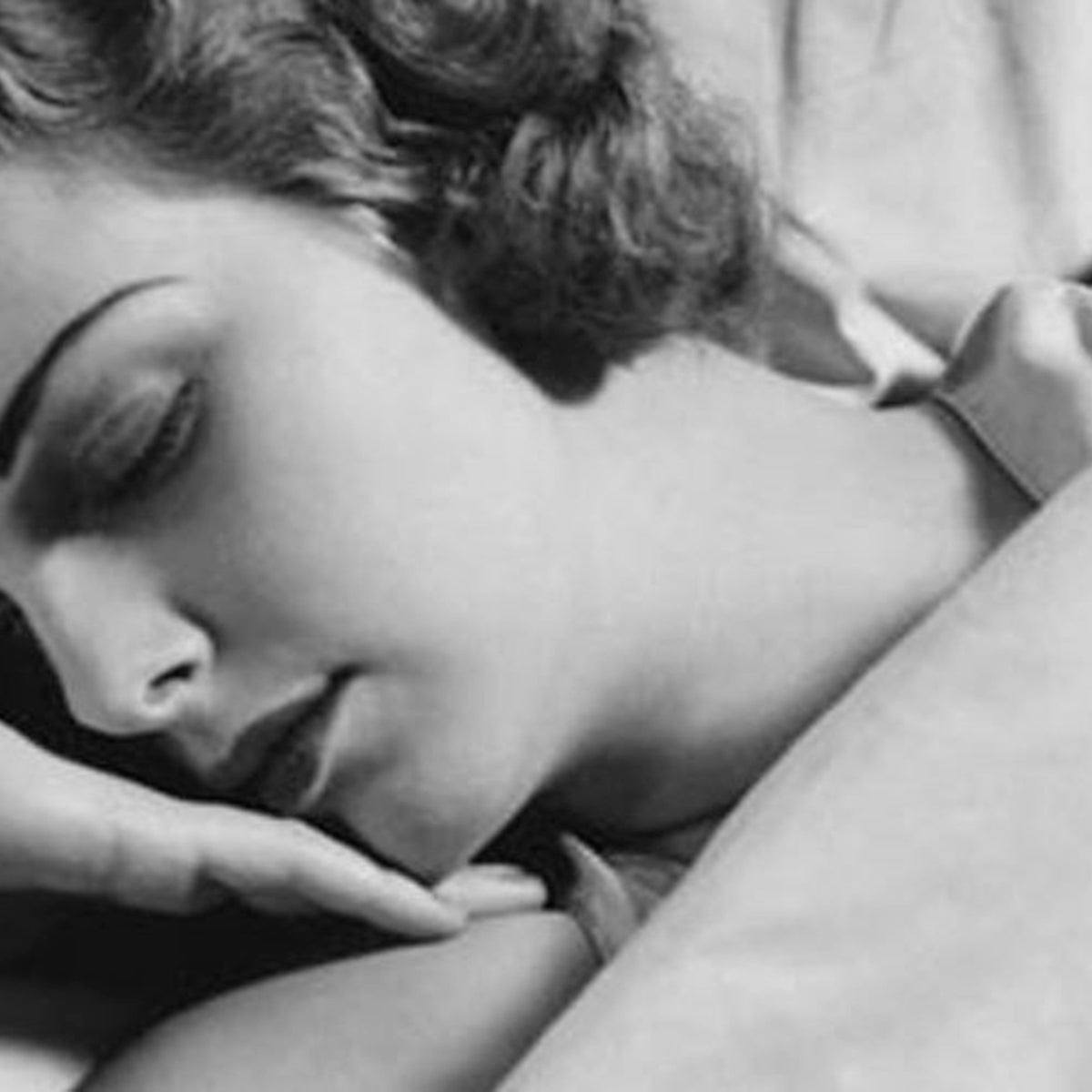 The Science Behind Beauty Sleep – NIGHT